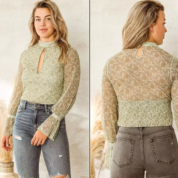 willow & root | Tops | Willow Root Boho Green Floral Keyhole Smocked ...